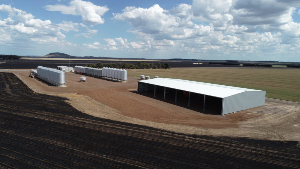 What Are The Benefits Of Open Front Farm Sheds? - Action Steel