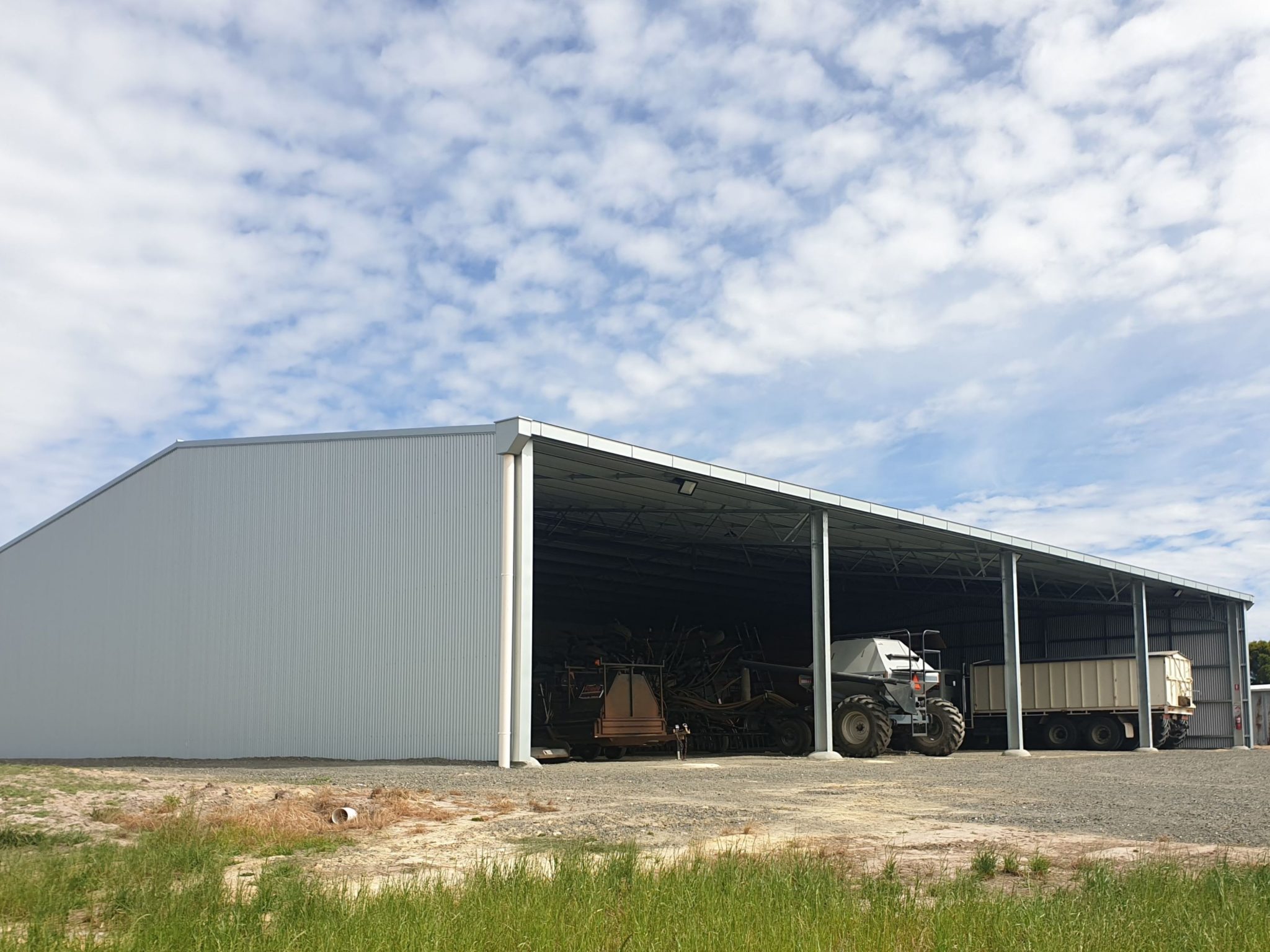 32m x 21m x 5m open-front machinery shed - Action Steel