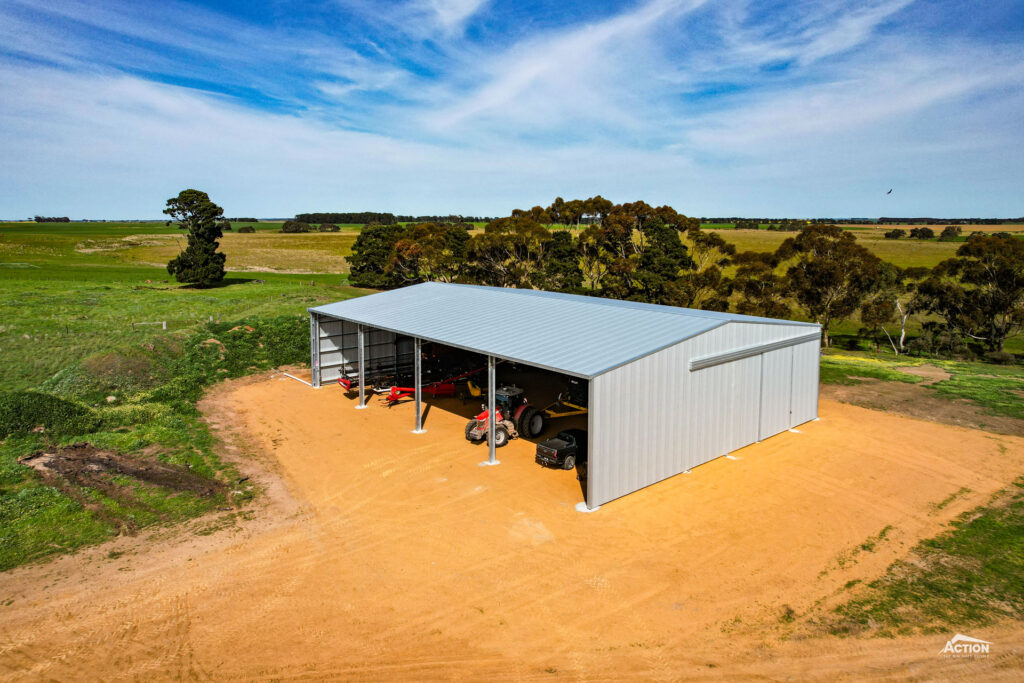 32m x 24m x 6.75m machinery shed - Action Steel