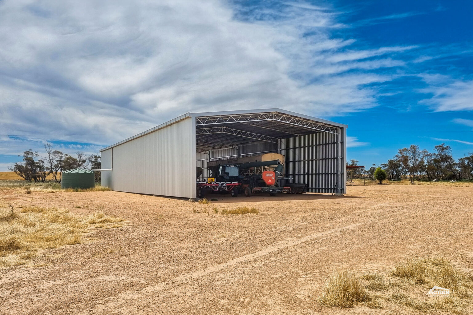 35m x 12m x 5m machinery shed - Action Steel