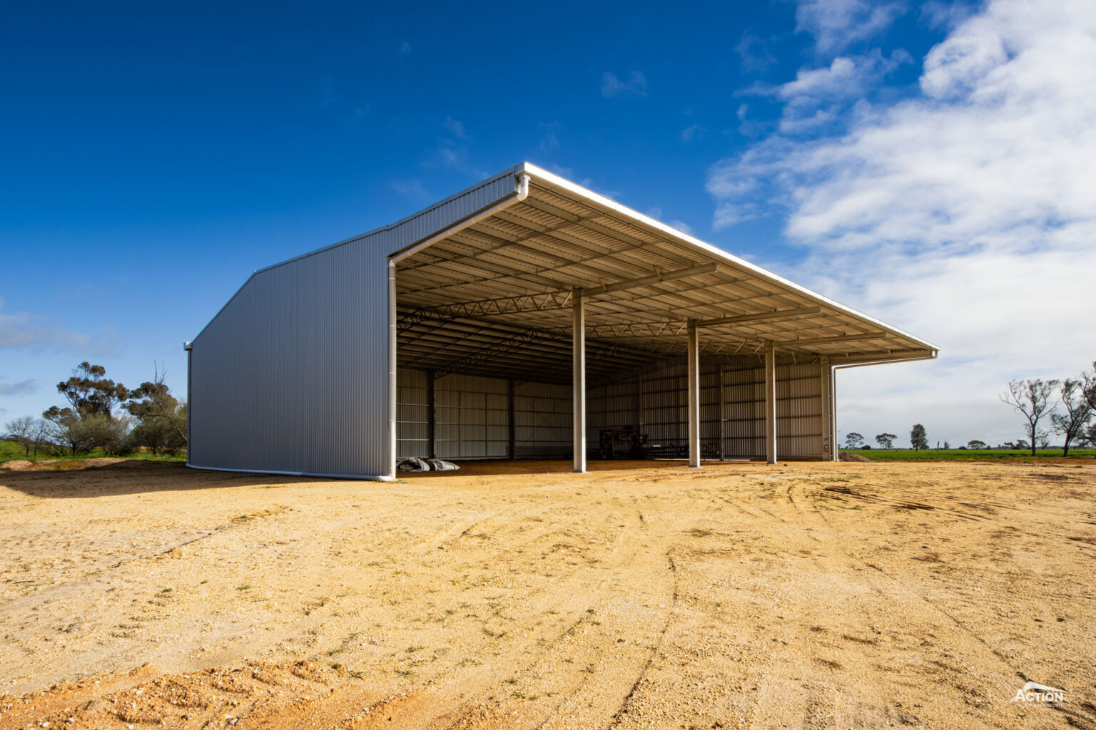 34m x 24m x 7.5m hay/machinery shed with 6m canopy - Action Steel